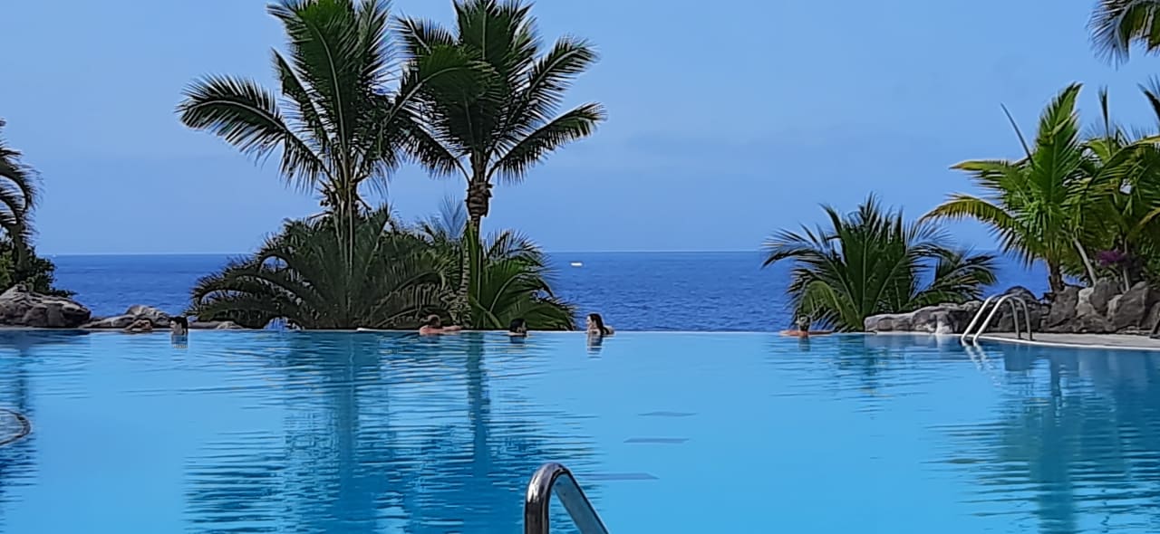 "Strand" Adrián Hoteles Roca Nivaria (Costa Adeje) • HolidayCheck ...