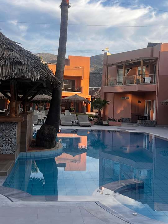 "Zweiter von 4" High Beach Resort (Malia) • HolidayCheck (Kreta ...
