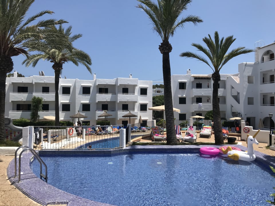 "Einer der zwei Poolanlage..." Gavimar Cala Gran Costa del Sur (Cala d ...
