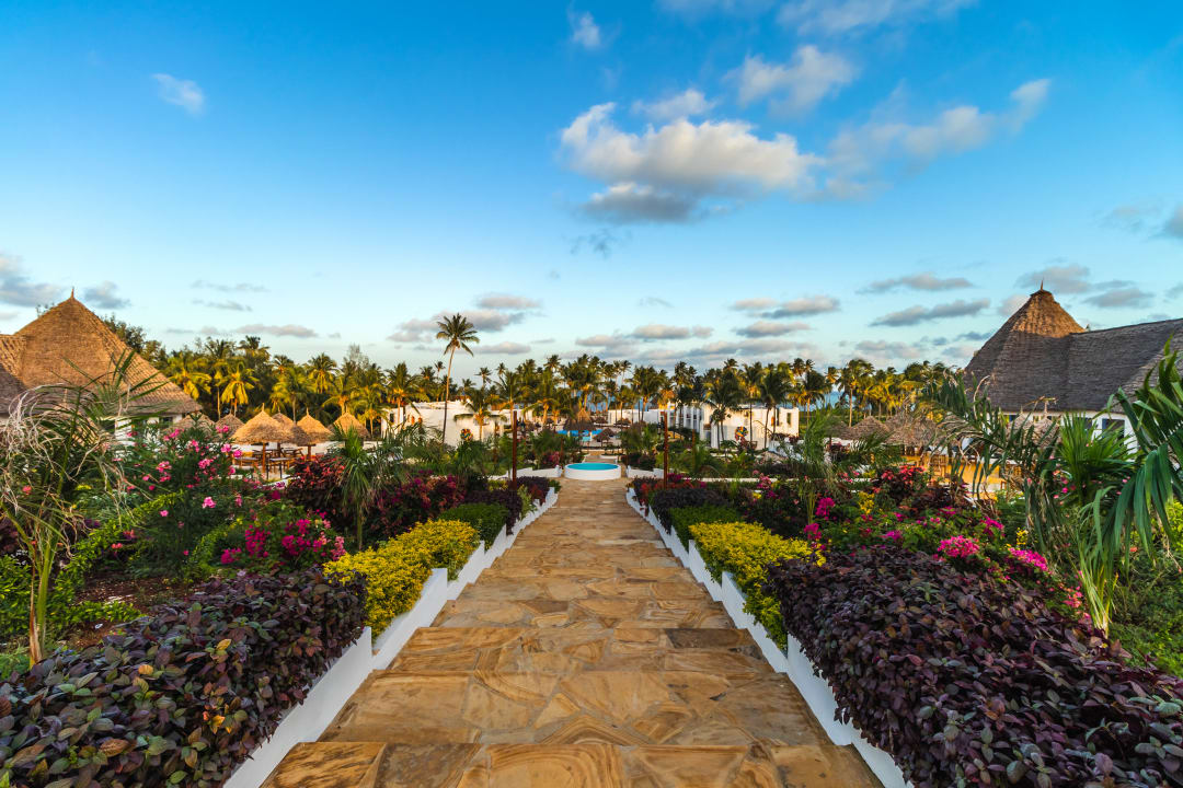 "Außenansicht" SBH Kilindini Resort (Pwani Mchangani) • HolidayCheck ...