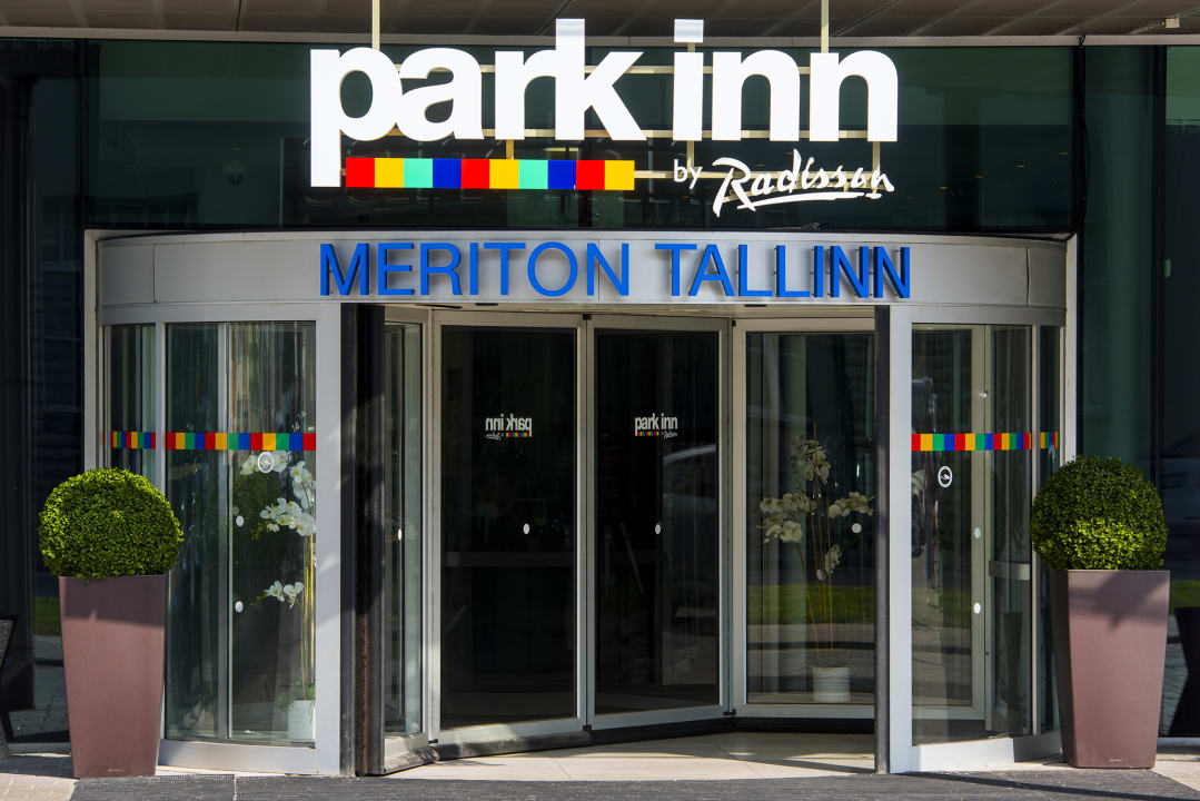 "Außenansicht" Park Inn by Radisson Meriton Conference & Spa Hotel ...