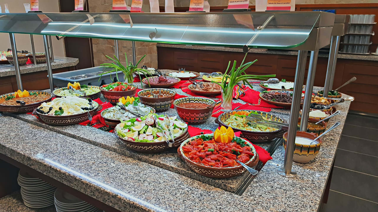 "Themenrestaurant" AluaSun Helios Beach (Obzor) • HolidayCheck ...