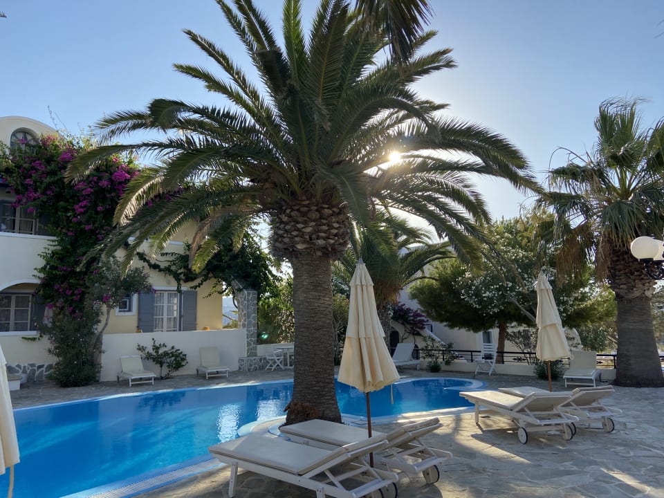 "Pool" Paradise Resort (Akrotiri) • HolidayCheck (Santorini | Griechenland)