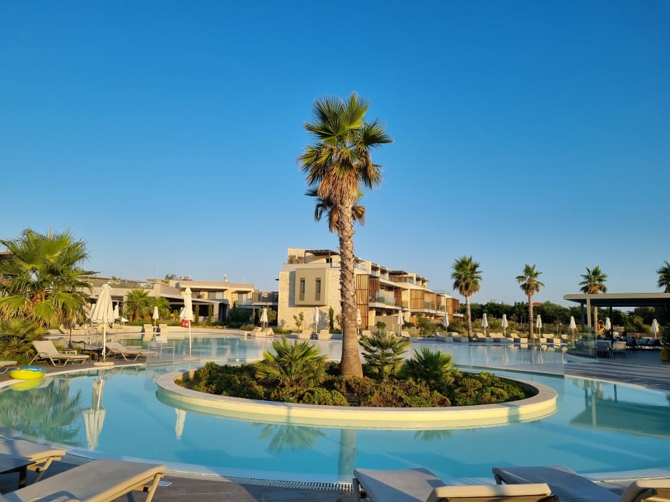 "Pool" Portes Lithos Luxury Resort (Nea Potidea) • HolidayCheck ...