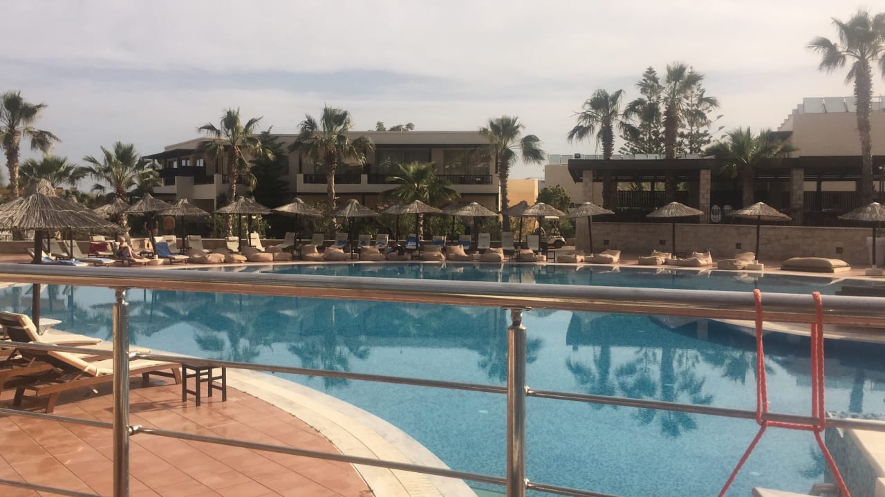 "Poolanlage" Stella Palace Aqua Park Resort (Aposelemis) • HolidayCheck ...