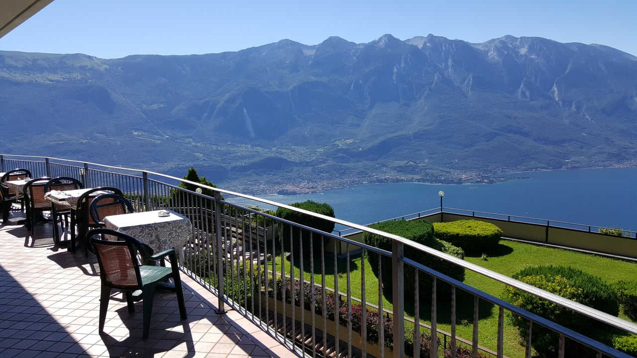 "Ausblick" Hotel Le Balze Aktiv & Wellness (Tremosine sul Garda ...