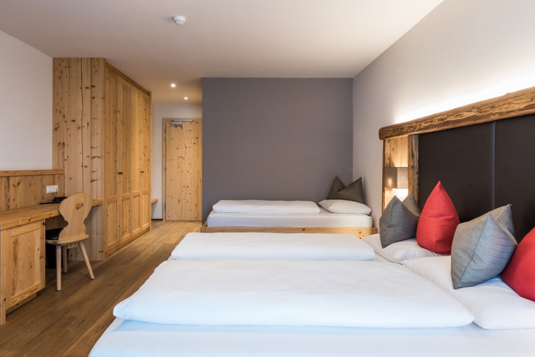 "Suite" Anewandter Historic Hotel (Uttenheim) • HolidayCheck (Südtirol ...