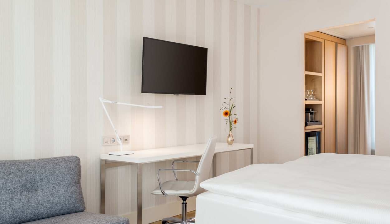 "Zimmer" Hotel NH Essen (Essen) • HolidayCheck (Nordrhein-Westfalen ...