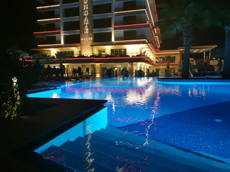 "Pool" Side Sunport Hotel & Spa (Evrenseki) • HolidayCheck (Türkische ...