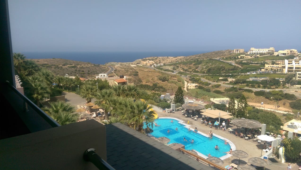 "Ausblick" Blue Bay Resort Hotel (Agia Pelagia) • HolidayCheck (Kreta ...