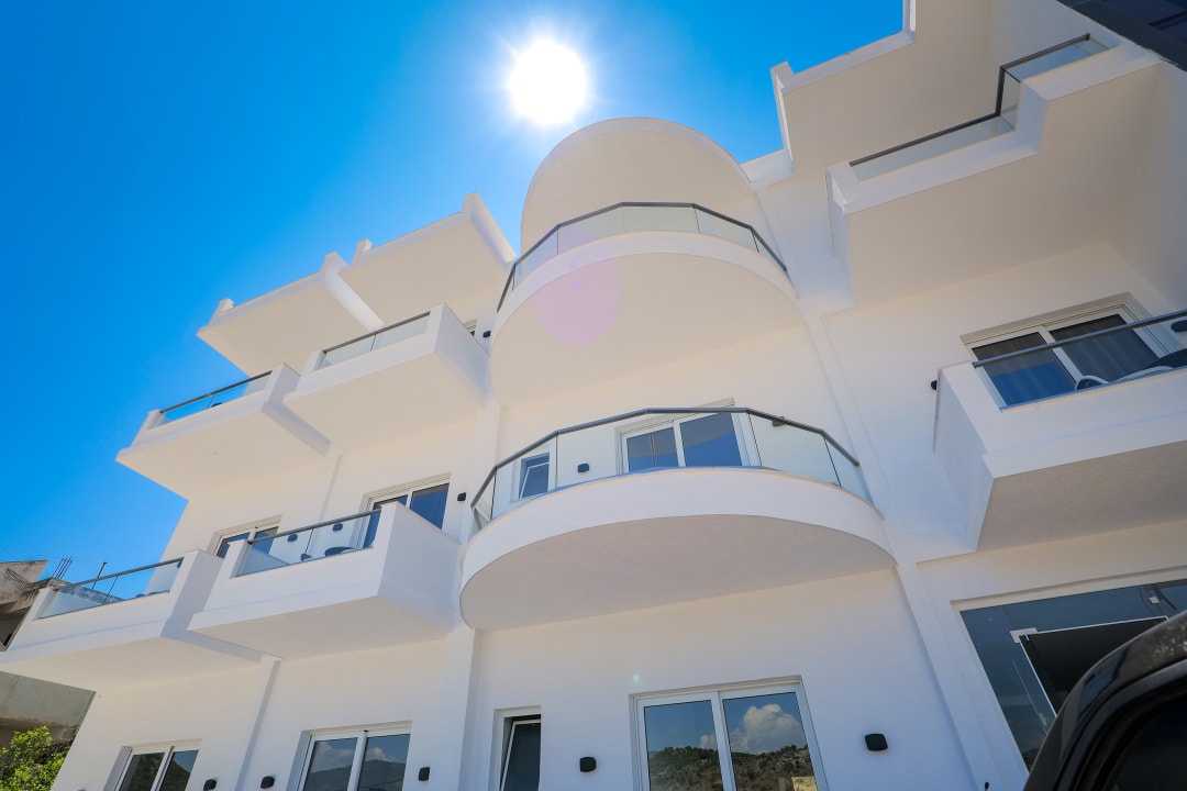 "Außenansicht" Galaxy Hotel (Ksamil) • HolidayCheck (Qark Vlora | Albanien)