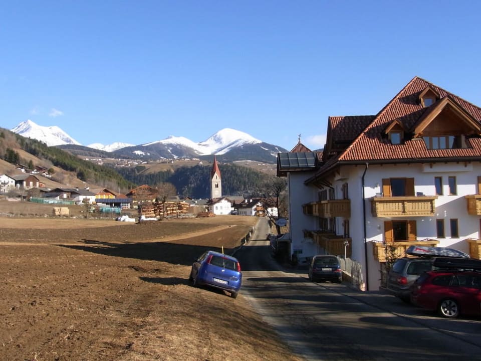 "L'hotel e il paese di Spi..." Natur & Aktiv Hotel Rogen (Rio di ...