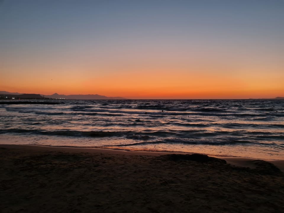 "Strand am Abend" Sol Marina Beach Hotel (Kato Gouves) • HolidayCheck ...