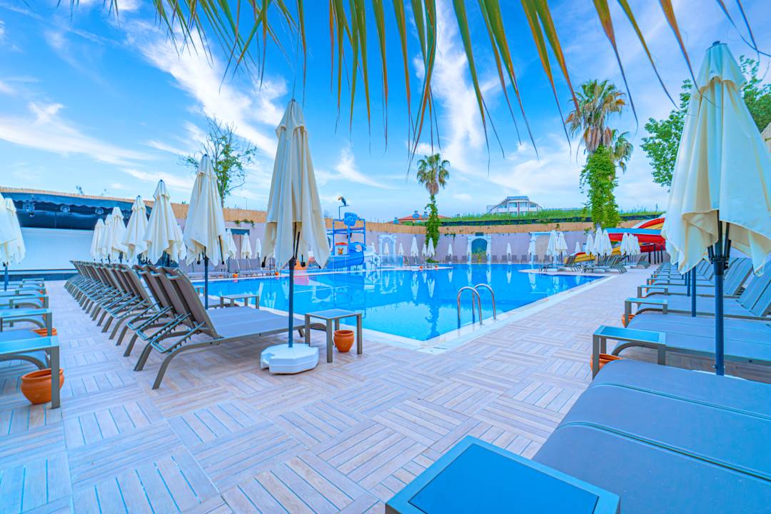 "Pool" Q Ella Beach Hotel (Colakli) • HolidayCheck (Türkische Riviera ...