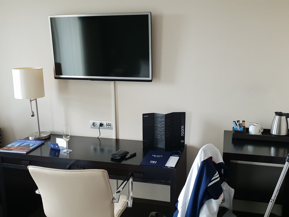 "Zimmer" Hotel NH Den Haag (Den Haag) • HolidayCheck (Südholland ...