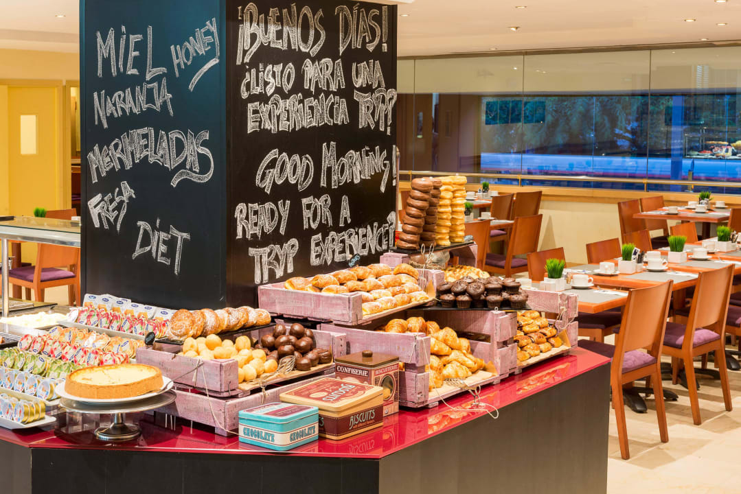 "BREAKFAST BUFFET" INNSiDE by Meliá Barcelona Apolo (Barcelona ...