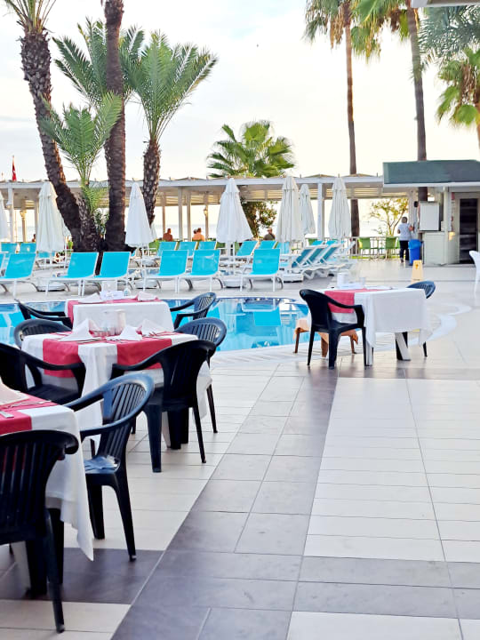 "Hier ein Blick vom Balkon..." Hotel Sandy Beach (Side) • HolidayCheck ...