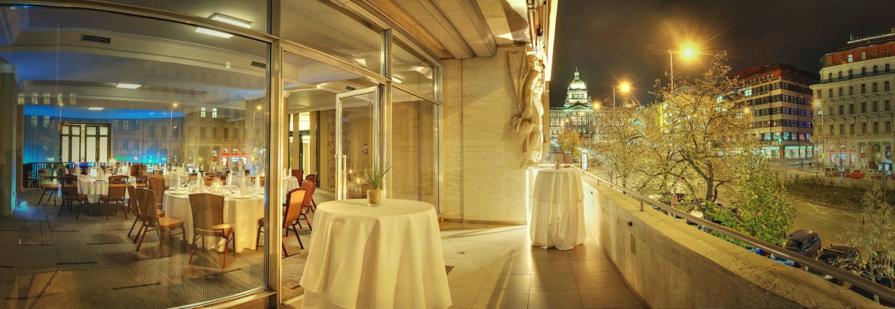 "Jalta Conference Center -..." Jalta Boutique Hotel (Prag / Praha ...