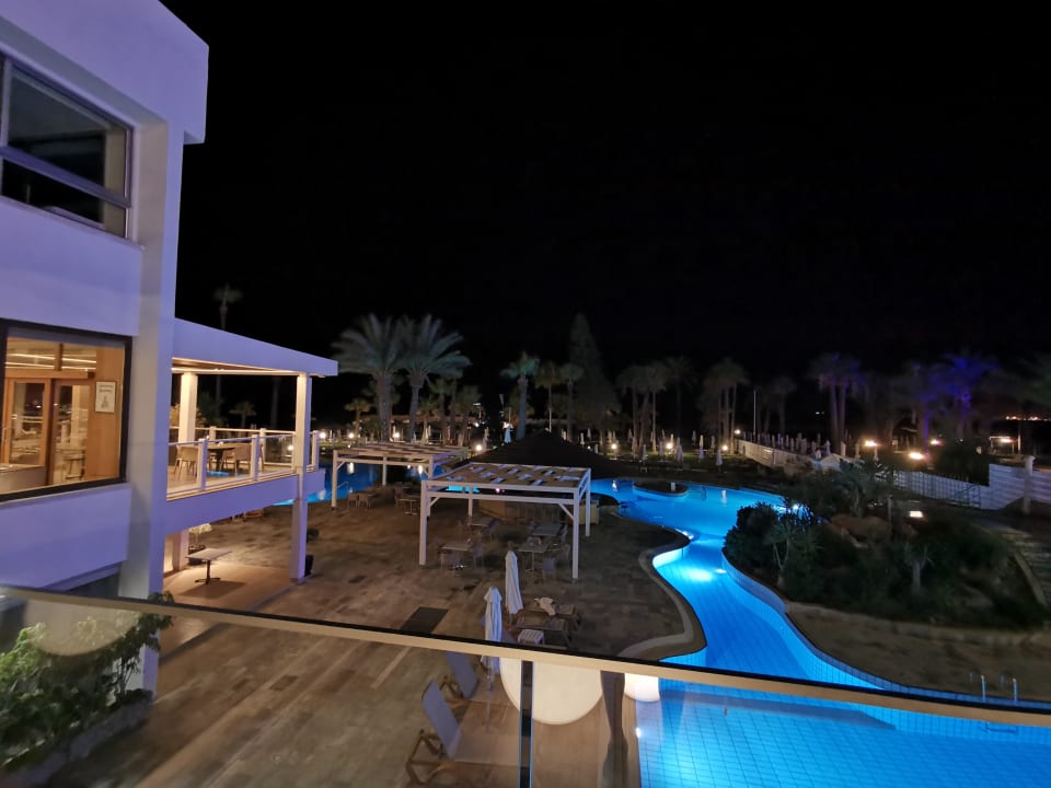 "Strand" The Golden Bay Beach Hotel (Pyla) • HolidayCheck (Südzypern ...