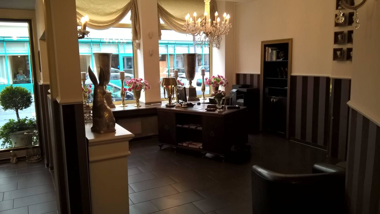 "Die Rezeption" Hotel Domspitzen (Köln) • HolidayCheck (Nordrhein ...