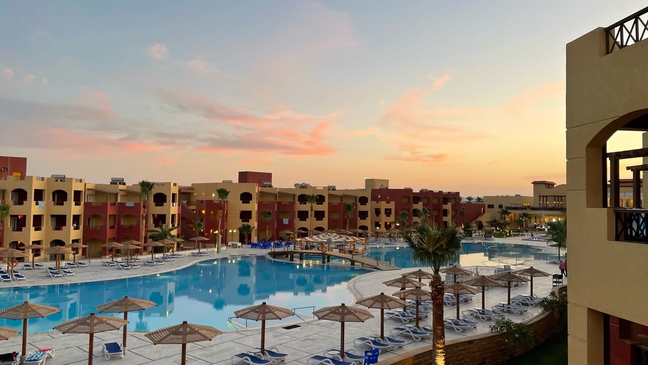 "Sonnenaufgang" Casa Mare Resort (Marsa Alam) • HolidayCheck (Marsa ...