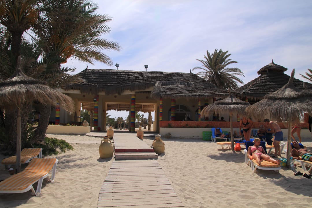 "Bar na plaży" Djerba Golf Resort & Spa (Midoun) • HolidayCheck (Djerba ...