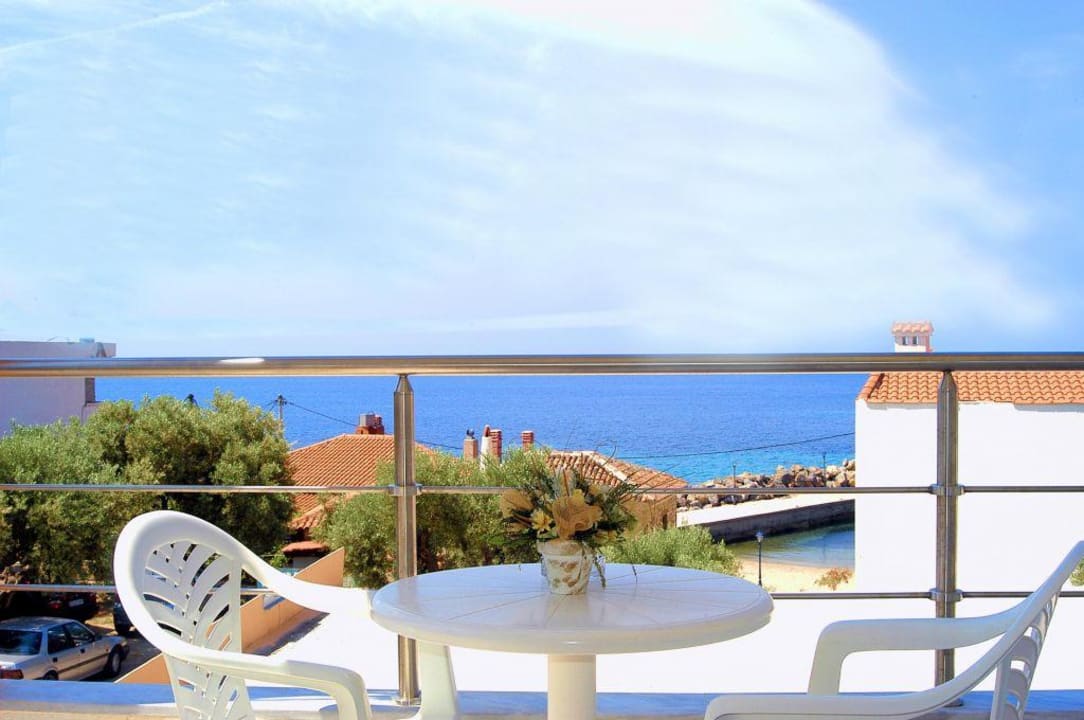 "Balkon view to the sea..." Xenios Loutra Beach Hotel (Loutra ...