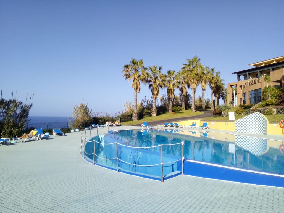 "Pool" Hotel Monte Mar Palace (Ponta Delgada) • HolidayCheck (Madeira ...