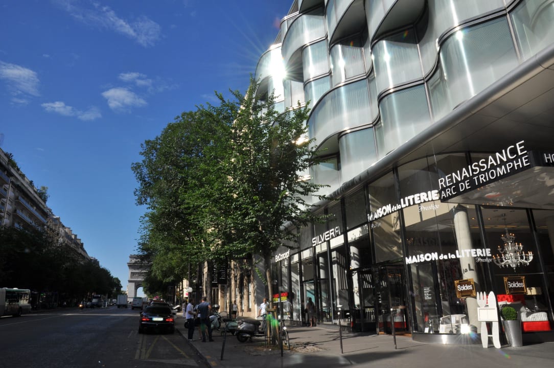 "Renaissance Paris Arc De ..." Hotel Renaissance Paris Arc De Triomphe ...