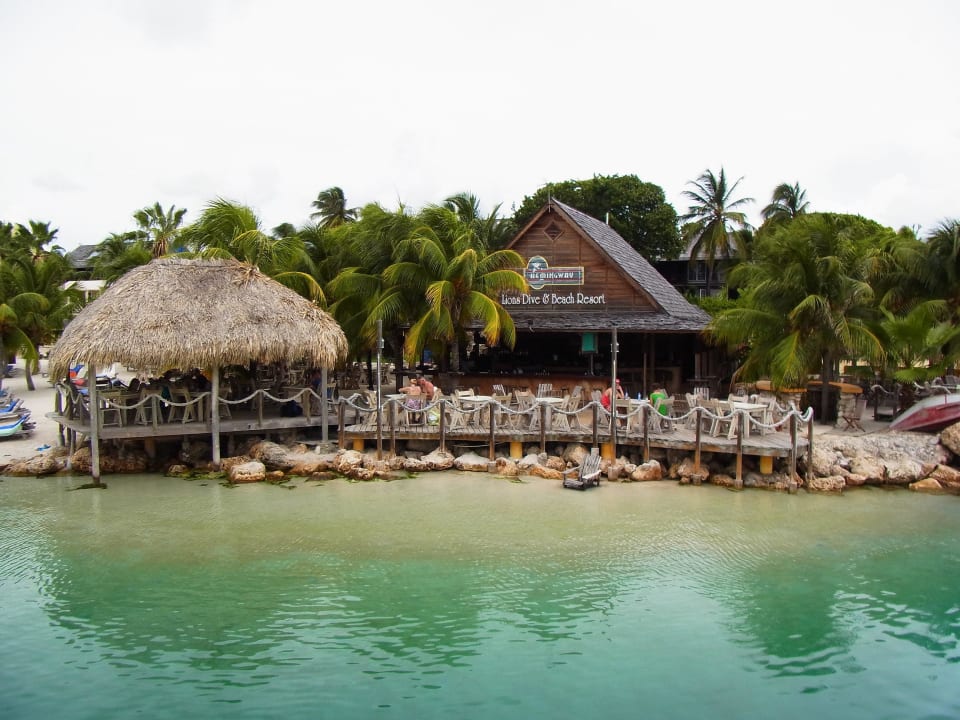 "Hemingway Bar und Restaur..." LionsDive Beach Resort (Willemstad ...