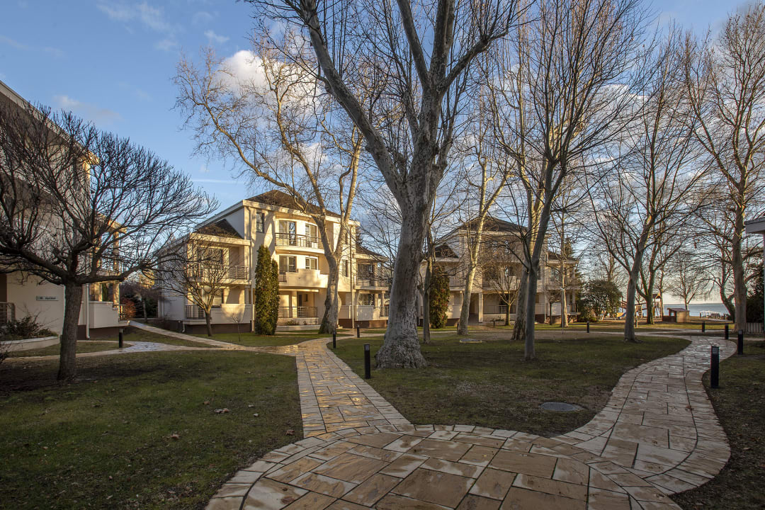 "Außenansicht" Kenese Bay Garden Resort & Conference Hotel ...