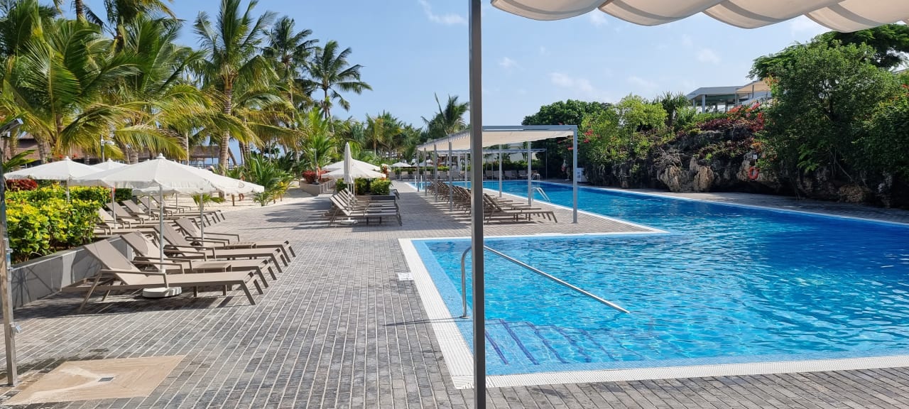 "Pool" Hotel Riu Jambo (Kendwa) • HolidayCheck (Zanzibar / Sansibar ...