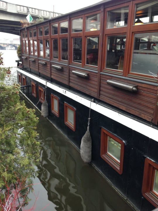 "Blick vom Aufgang zum Boo..." Botel Ristorante Matylda (Prag / Praha ...