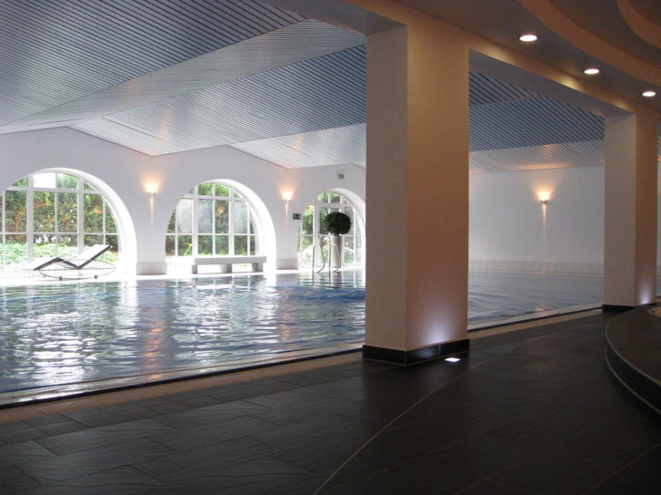 "Schwimmbad" Hotel Schloss Montabaur (Montabaur) • HolidayCheck ...