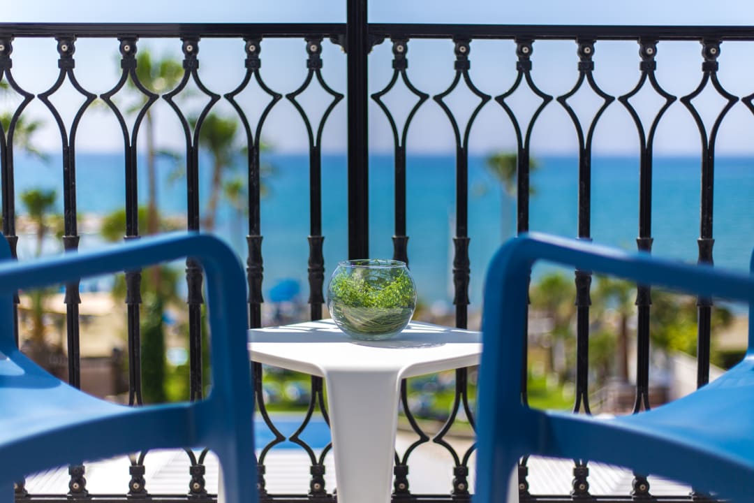 "Zimmer" Lordos Beach Hotel & Spa (Pyla) • HolidayCheck (Südzypern ...