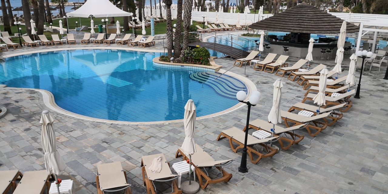 "Pool" The Golden Bay Beach Hotel (Pyla) • HolidayCheck (Südzypern ...