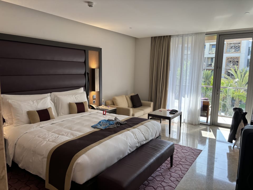 "Gastro" Kempinski Hotel Muscat (Maskat) • HolidayCheck (Maskat | Oman)