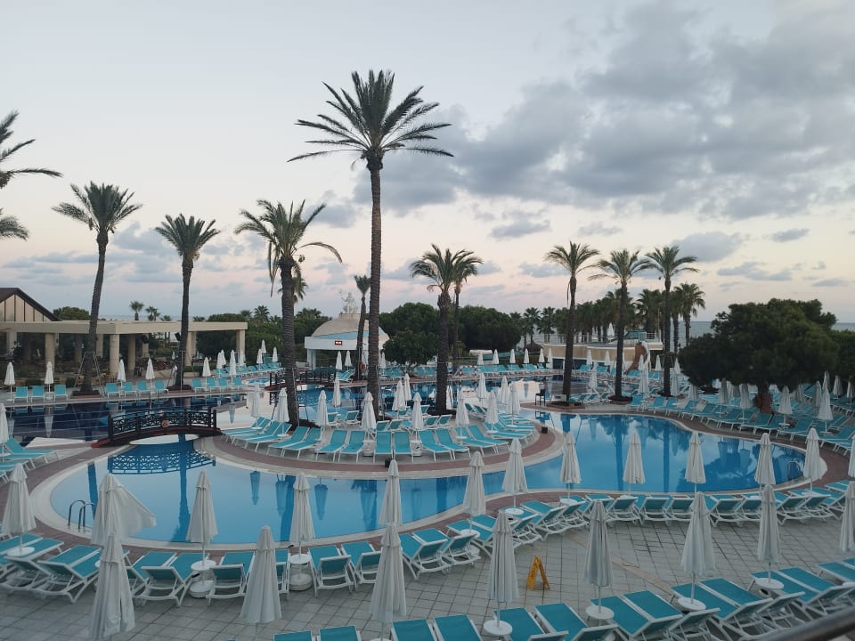 "Pool" Limak Atlantis Deluxe Hotel & Resort (Belek) • HolidayCheck ...
