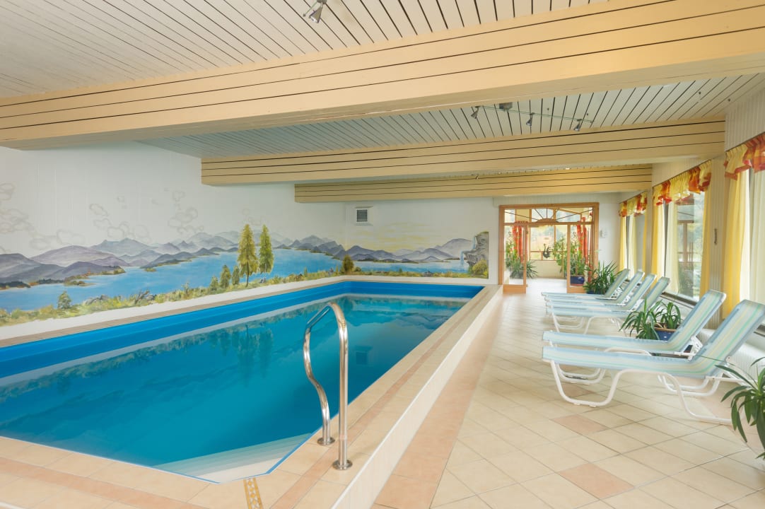 "Pool" Landhotel GrünWies Bed & Breakfast (Lohberg) • HolidayCheck ...