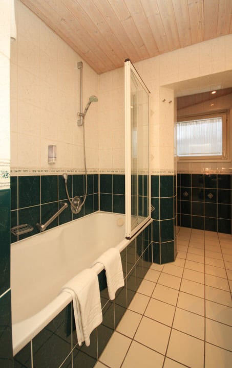 "Erker Zimmer Nr. 140" Albtalblick Hotel - Restaurant (Häusern ...