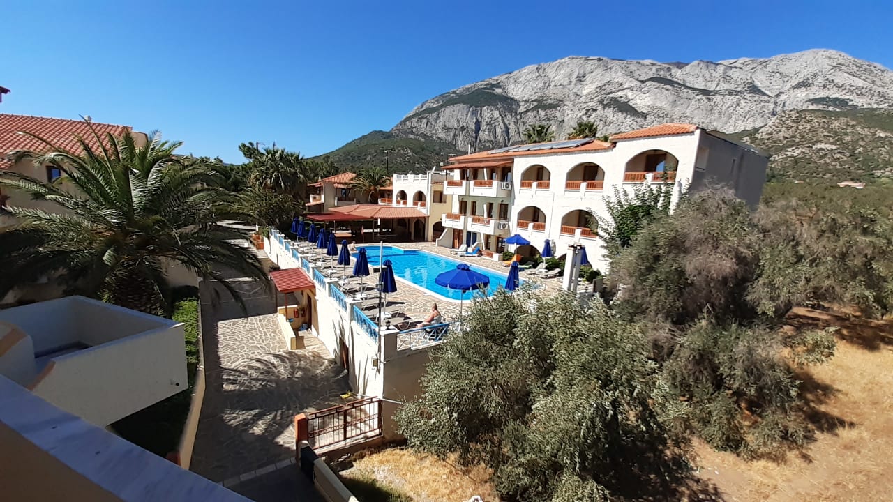 "Strand" Hotel Kampos Village Resort (Kambos Marathokambos / Votsalakia ...