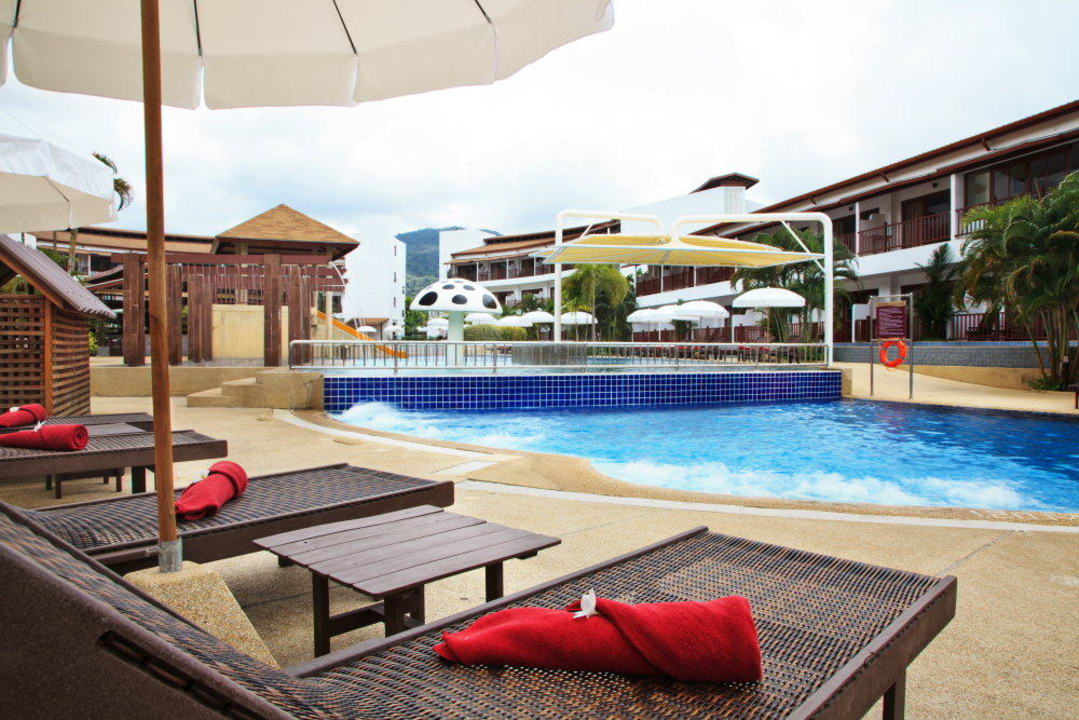 "Jacuzzi corner" TUI SUNEO Arinara Bangtao (Bang Tao Bay ...