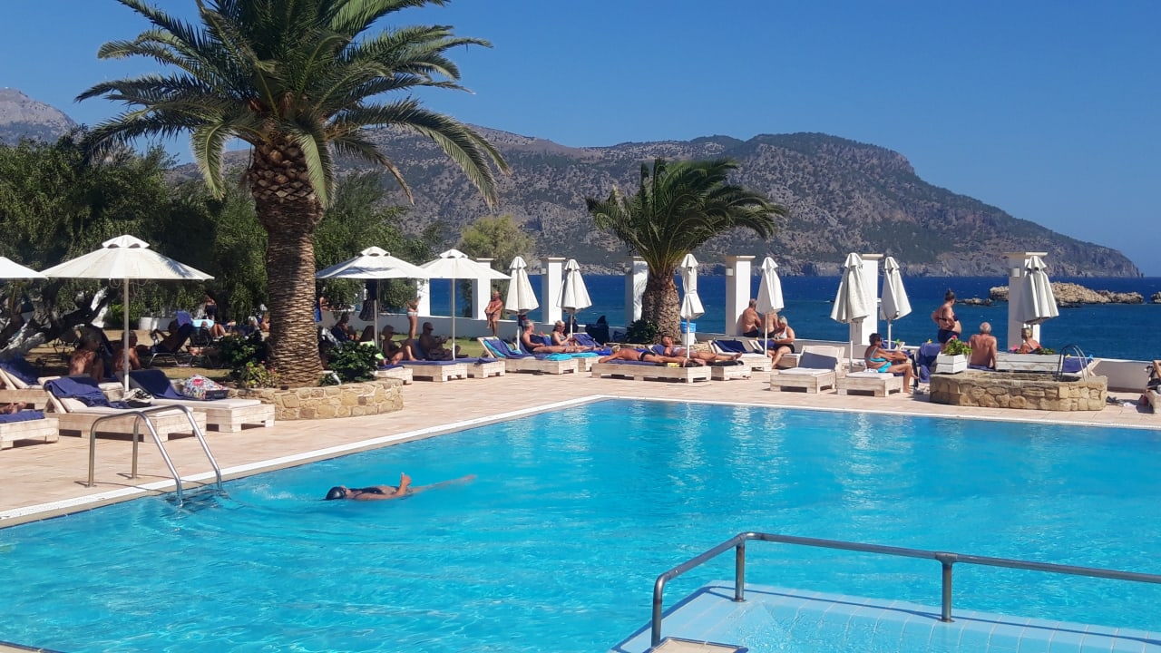 "Pool" Hotel Elektra Beach (Karpathos Stadt) • HolidayCheck (Karpathos ...