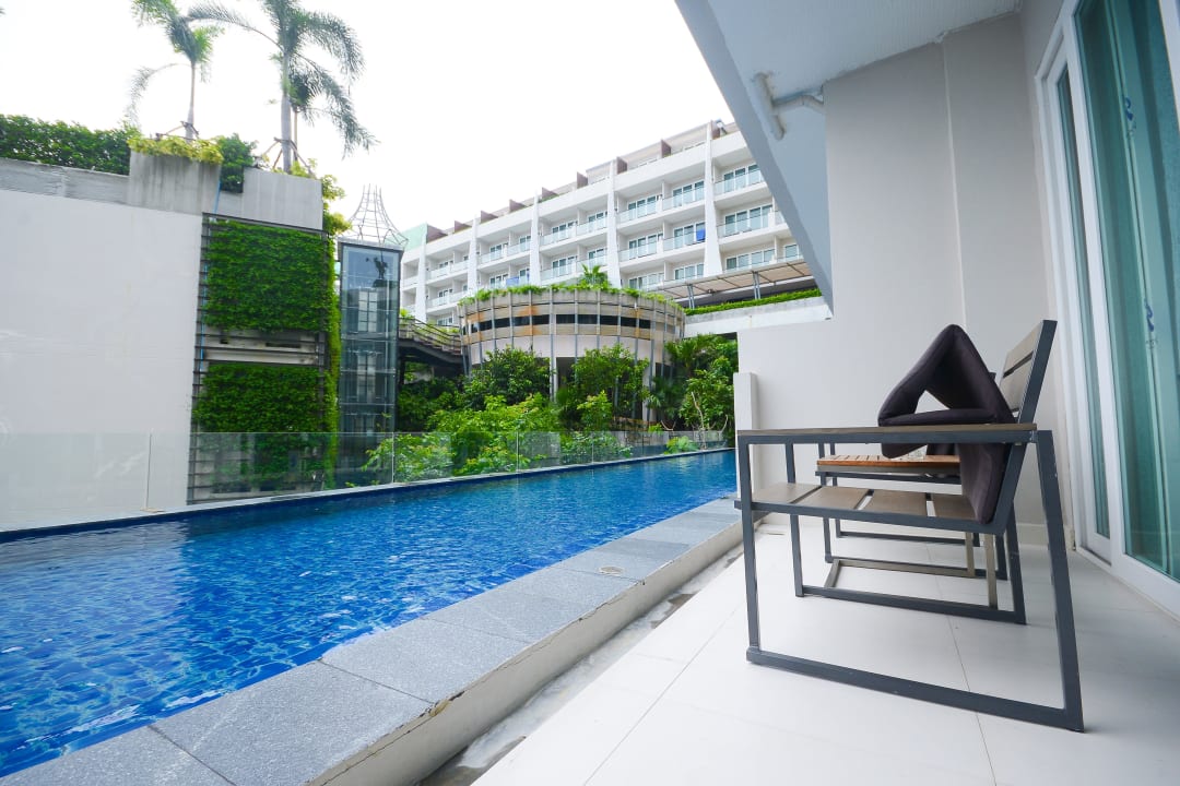 "Deluxe Pool access " Sea Sun Sand Resort (Patong Beach) • HolidayCheck ...