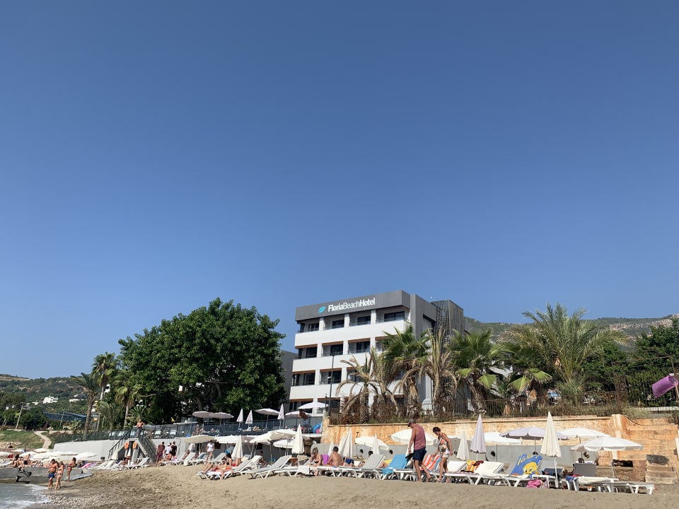 "Kleiner Privatstrand und ..." Floria Beach Hotel (Alanya ...