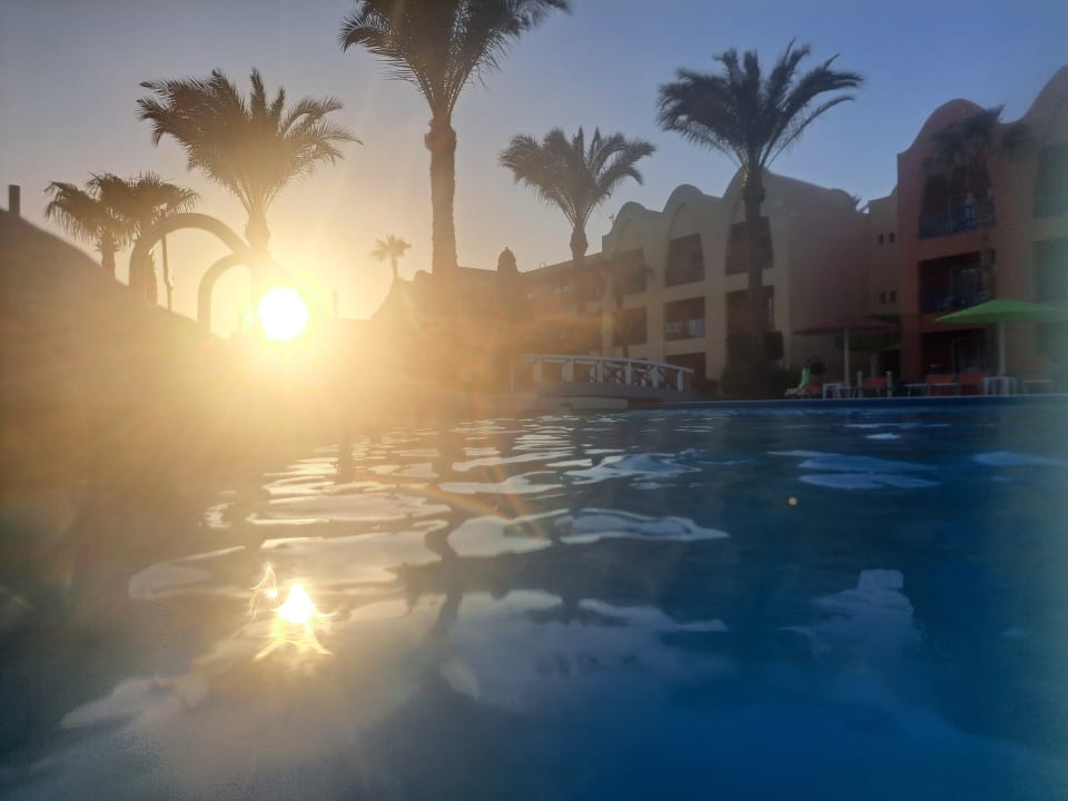 "Der Steg zum Riff" Titanic Beach Spa & Aqua Park (Hurghada ...