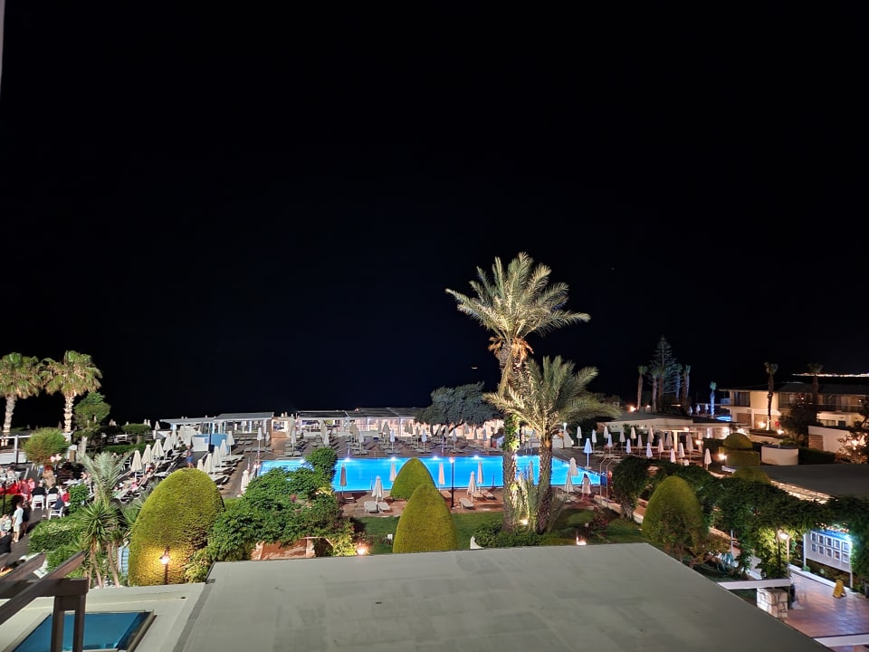 "Ausblick. Vom 1 Stock " Blue Bay Hotel (Ialysos) • HolidayCheck ...