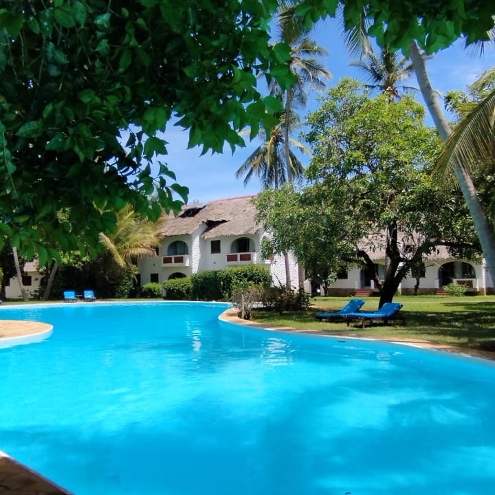 "Gartenanlage" Diamonds Leisure Beach & Golf Resort (Diani Beach ...