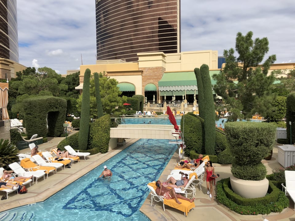 "Pool" Hotel Wynn Las Vegas (Las Vegas) • HolidayCheck (Nevada | USA)