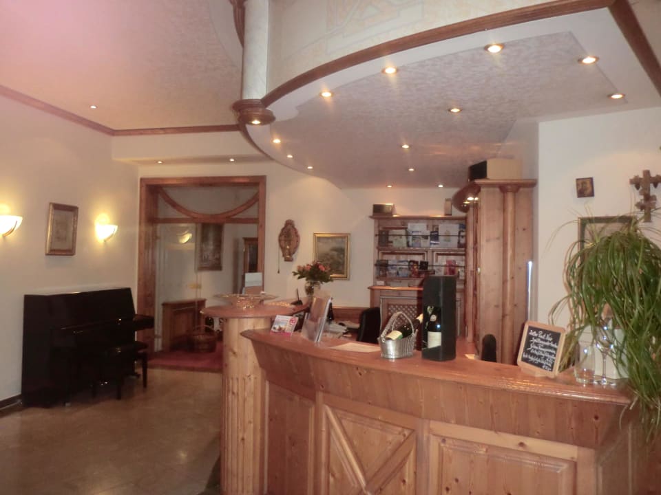 "Der Empfang und die Rezep..." Hotel Hohenzollern (Bad Neuenahr ...